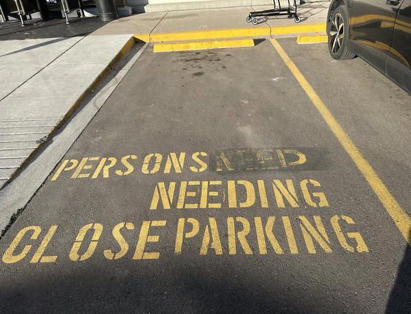 50 Funniest ‘You Had One Job’ Fails That Somehow Made It Past QA This Week