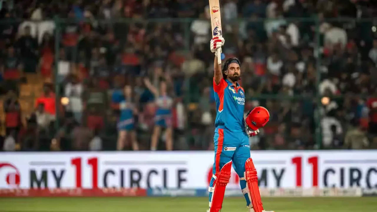 IPL 2025: Bengaluru cheers as KL Rahul's chest-thumping knock powers DC ...