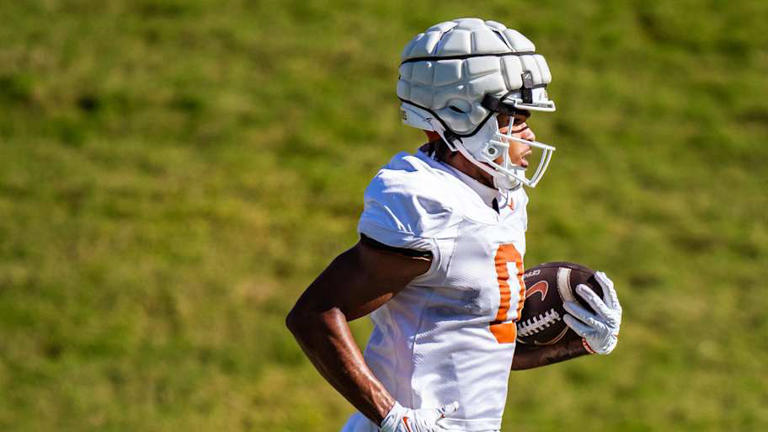 Absence of Veterans Creating 'Great Opportunities' For Texas Longhorns ...