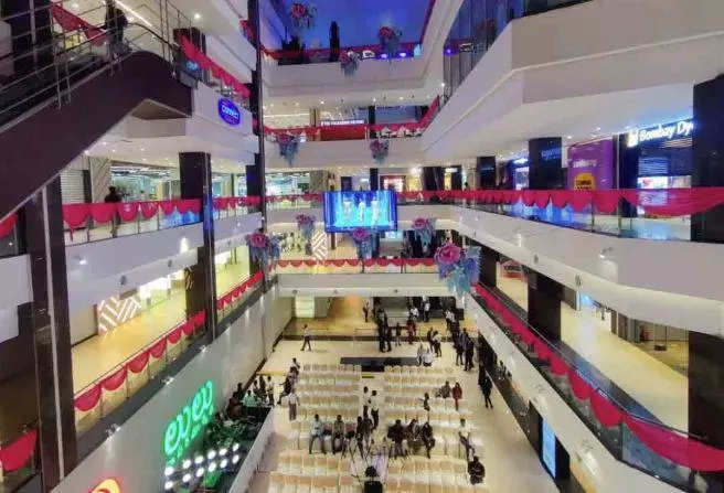 Lulu International Shopping Malls acquires Manjeera Mall