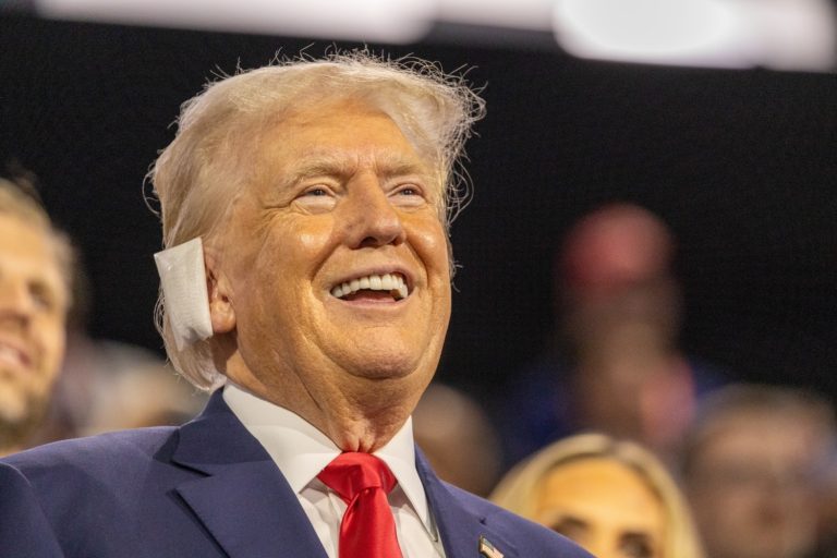 Incompetence reigns supreme: Trump calls wrong person