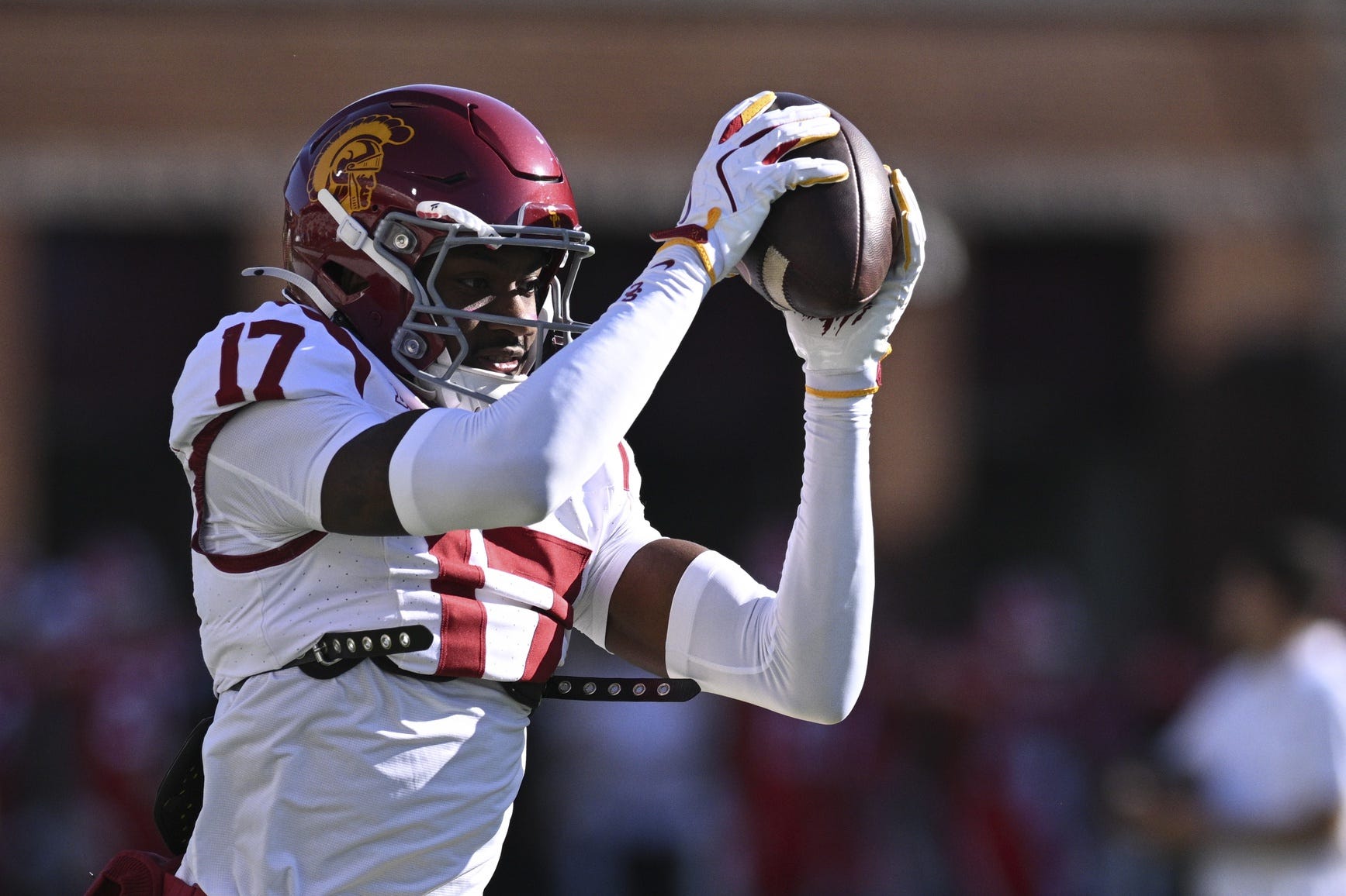 USC happy to have DeCarlos Nicholson back after eventful offseason