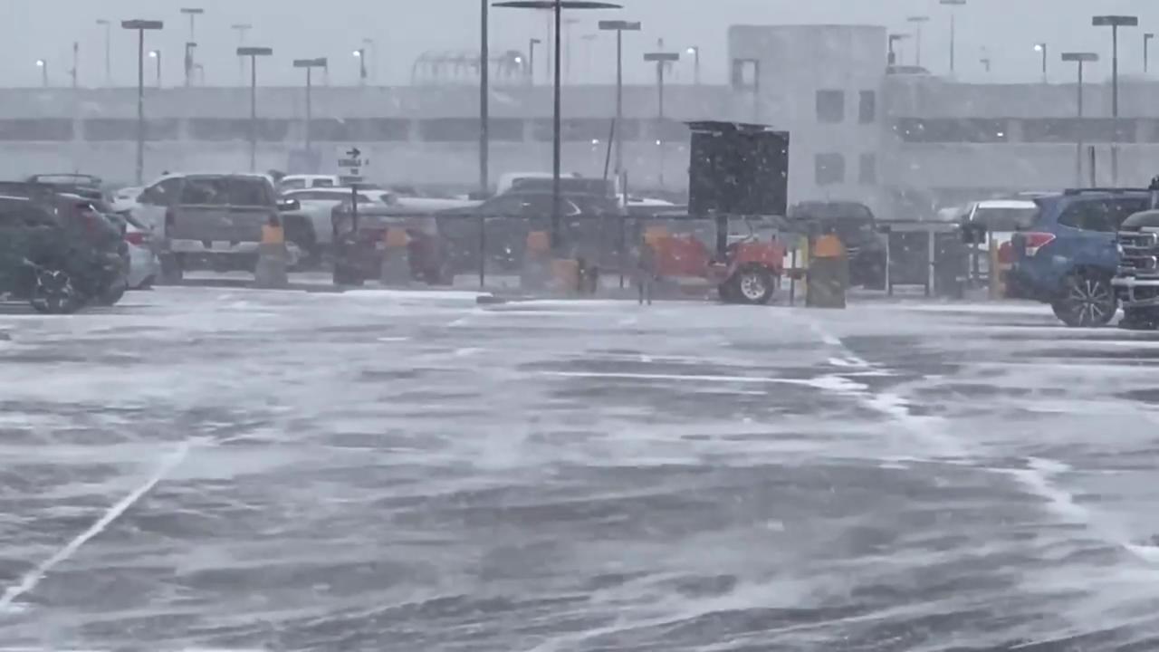 Rare snowstorm in spring hits Rochester Airport in New York