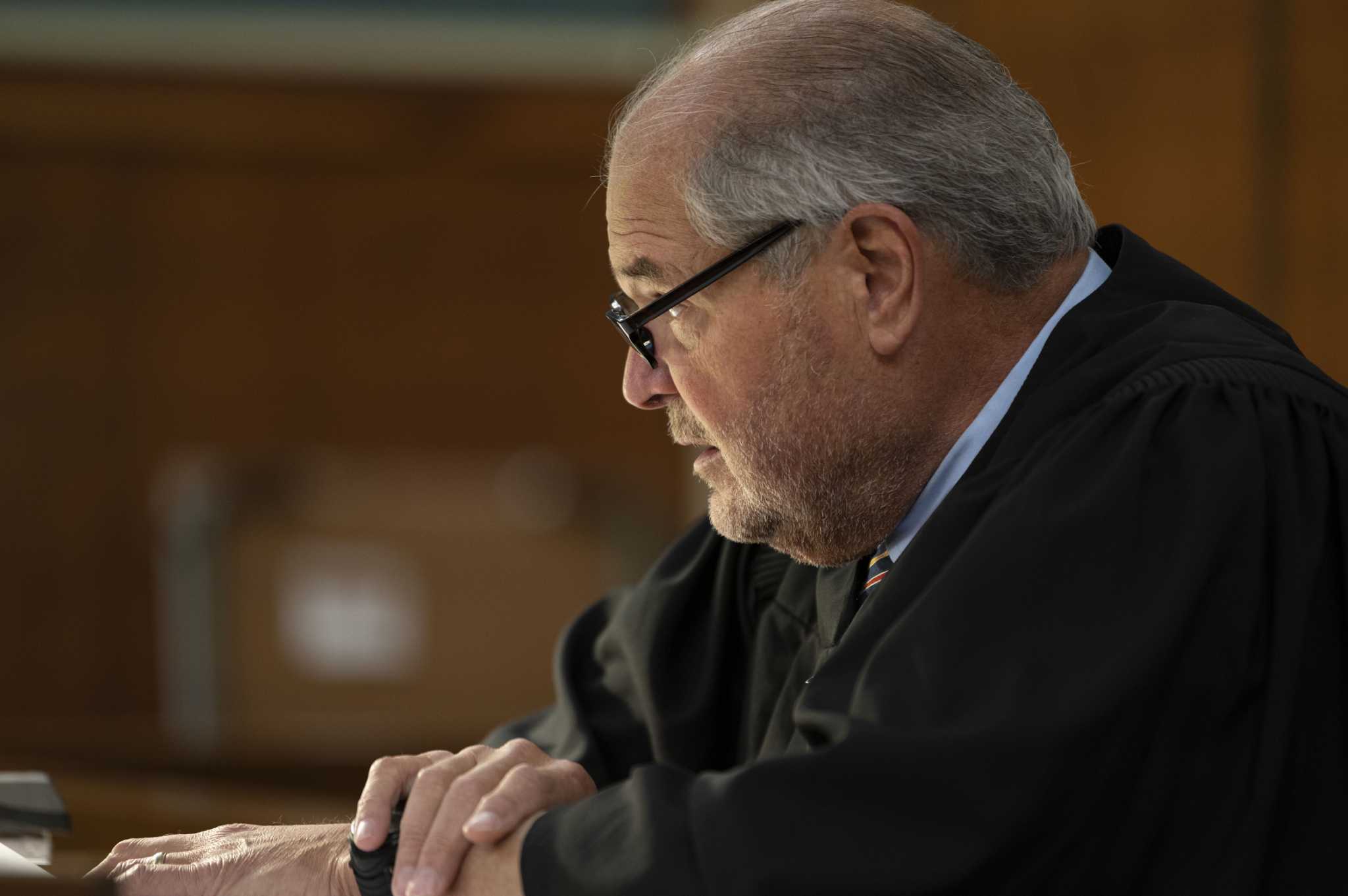 State judge based in Warren County agrees to retire after censure