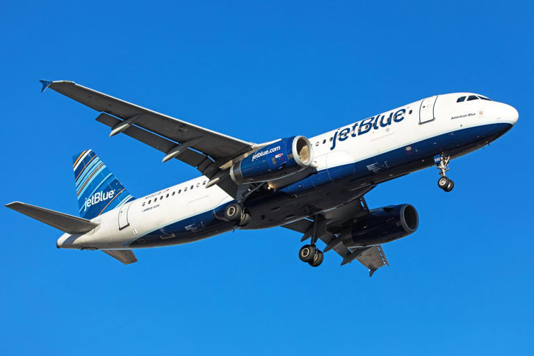 JetBlue to Resume Two Routes