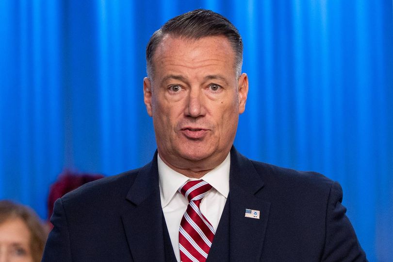 ICE Chief wants Amazon-style deportations and says 'let the badge do ...