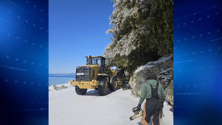 Park officials: M-185 now clear around Mackinac Island