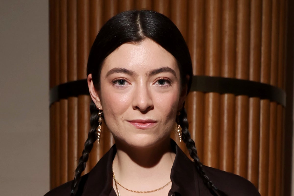 Lorde fans celebrate as singer teases new music for first time in four ...