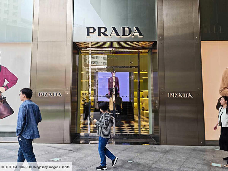 Prada s'offre Versace pour 1,25 milliard d'euros : le luxe italien en ...