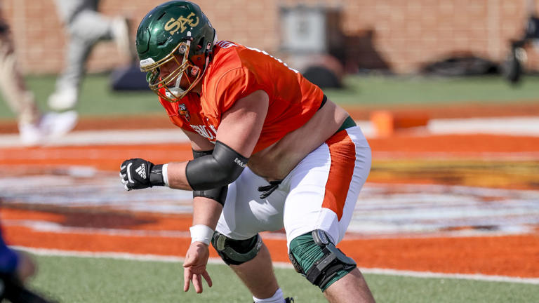 NFL Draft Profile: Sacramento State offensive guard Jackson Slater