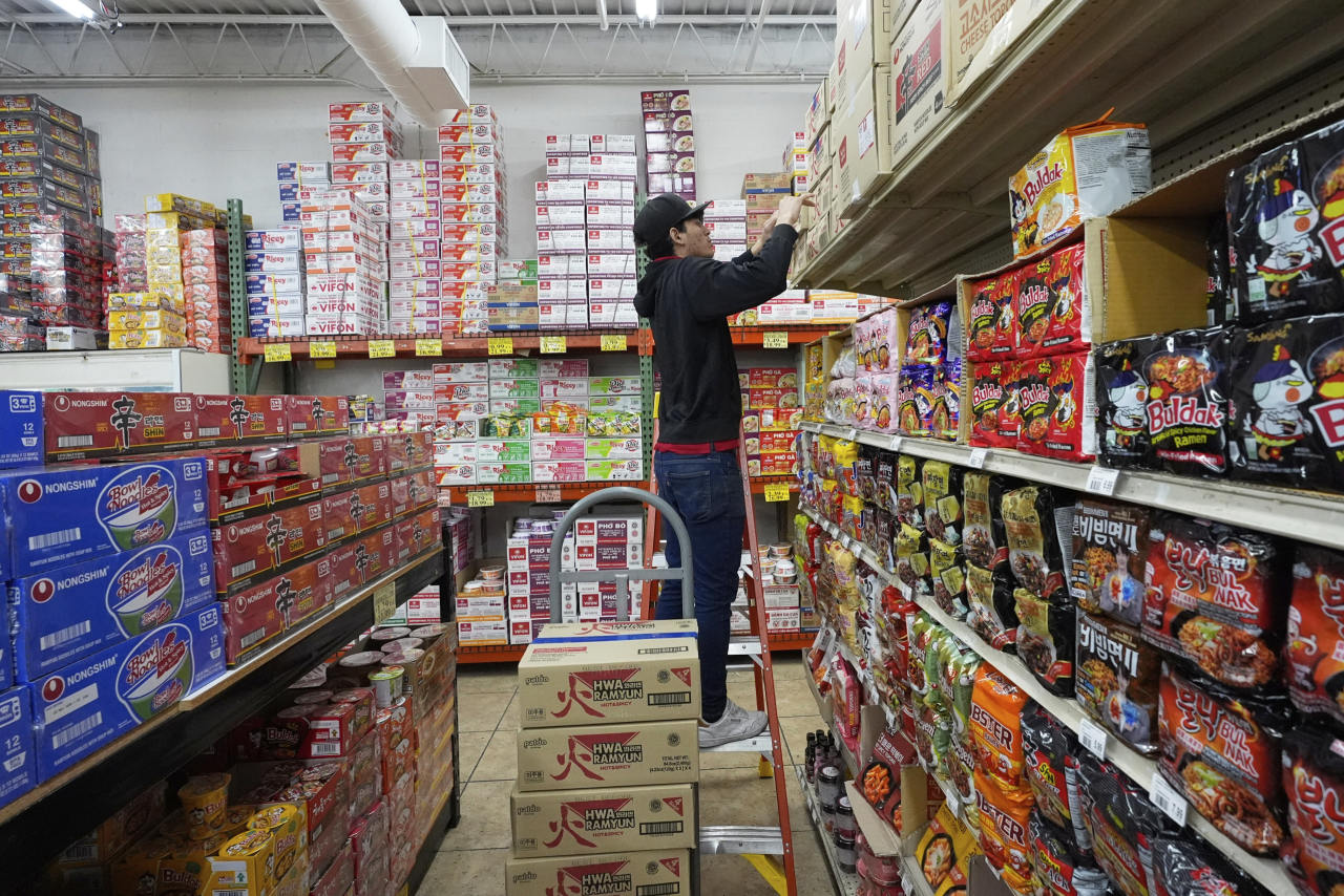 Inflation Eased in March, but Tariffs Threaten to Stoke Price Pressures