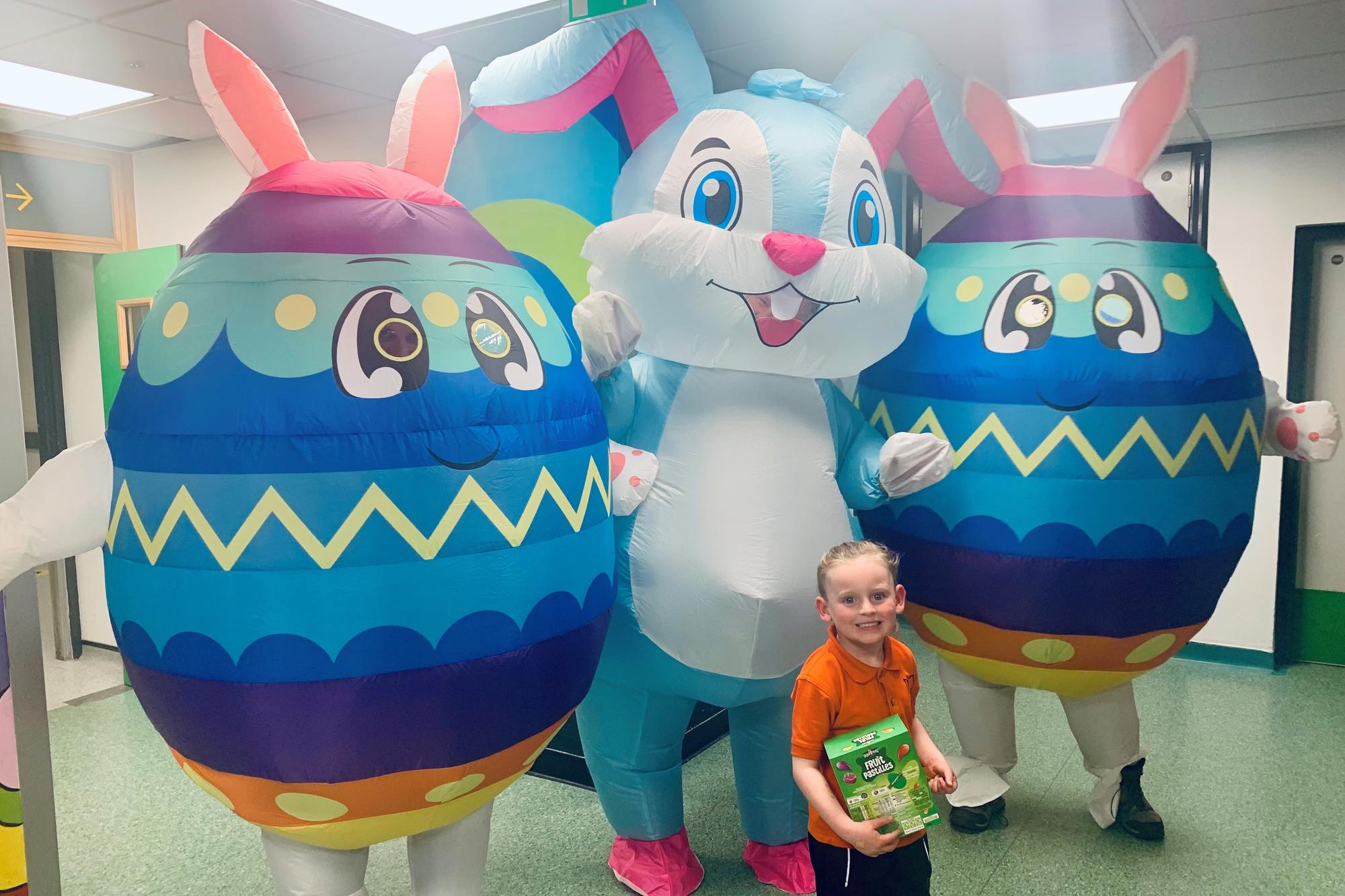 Easter bunny hops into Ulster Hospital’s children’s wards with egg-stra ...
