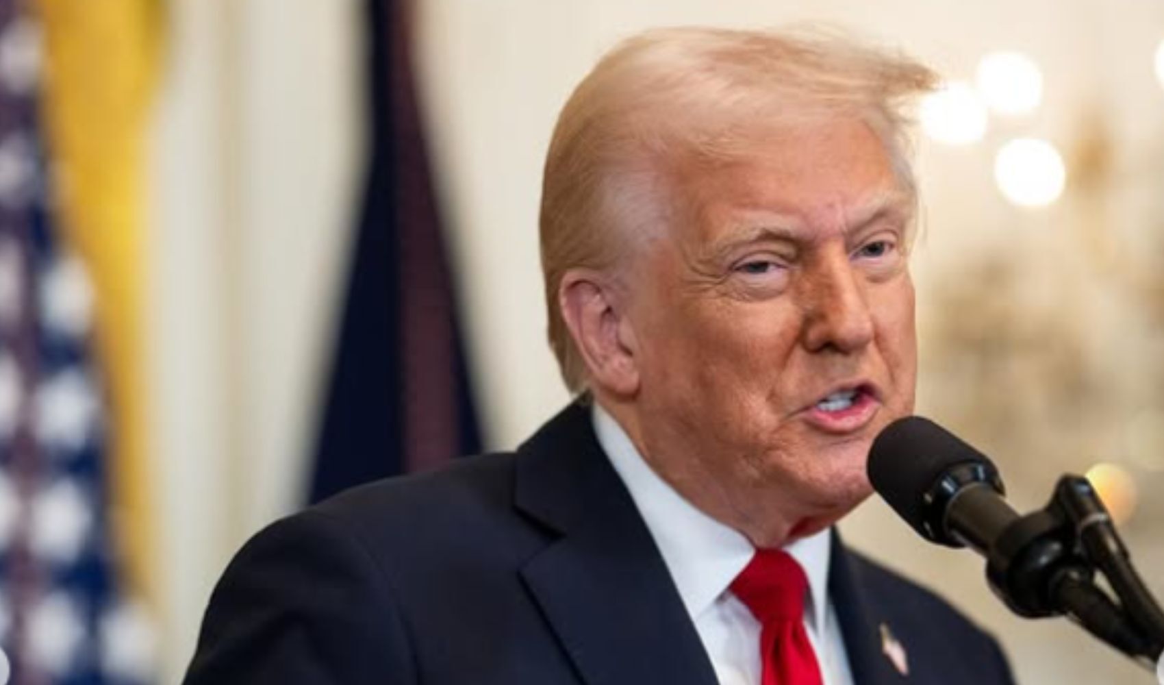 La paradoja de la popularidad de Trump: baja, polarizante y aún decisiva