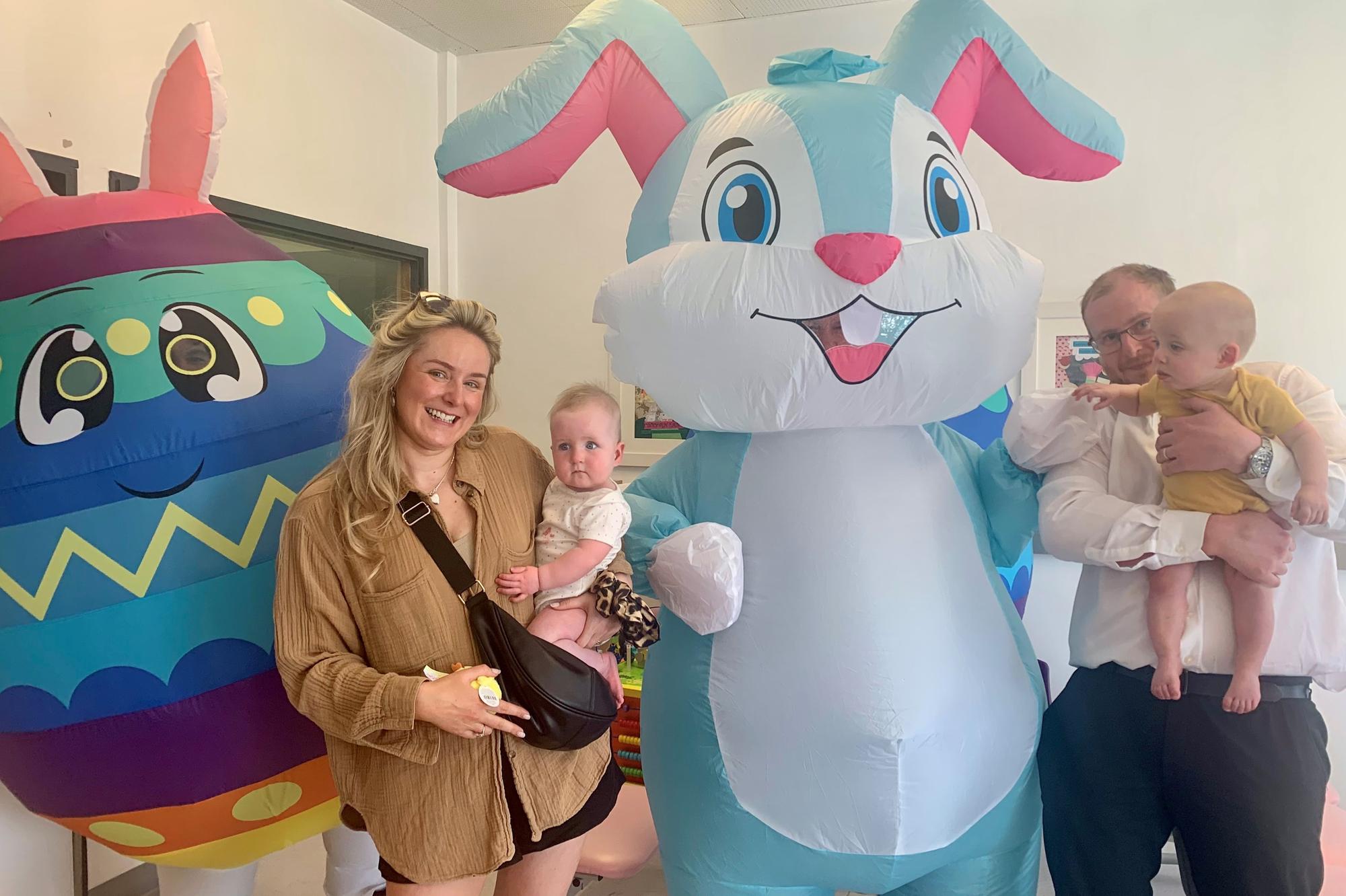 Easter bunny hops into Ulster Hospital’s children’s wards with egg-stra special treats