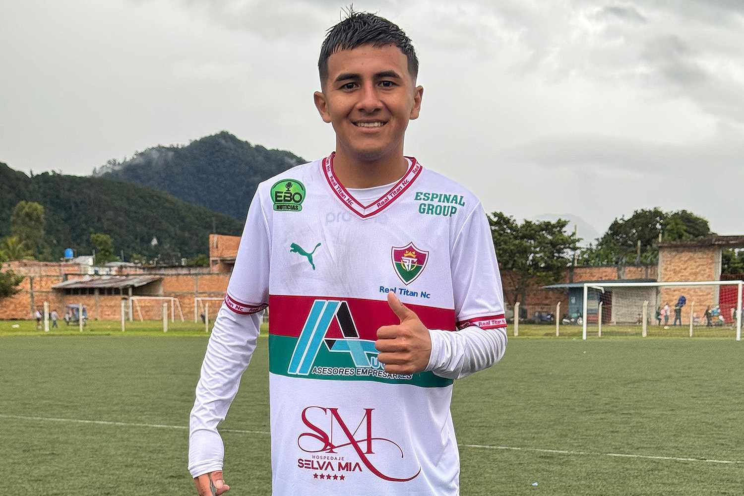 Soccer Player Dies at 21 After Mid-Game Collision with Opponent