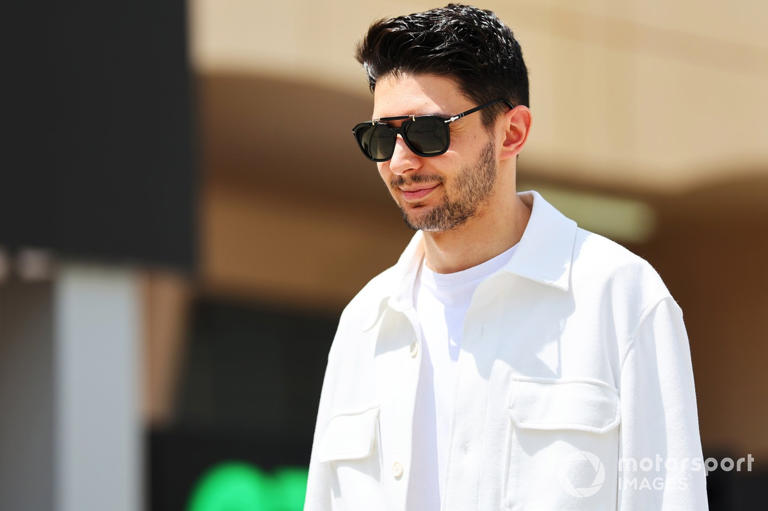 Ancient Egyptians built the pyramids with early high tech machinery ...