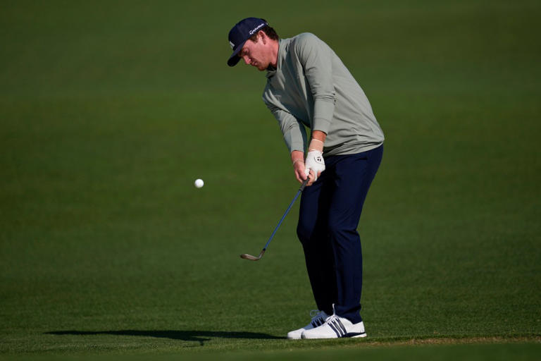 Nick Dunlap shoots a 90 in historically bad Masters first round