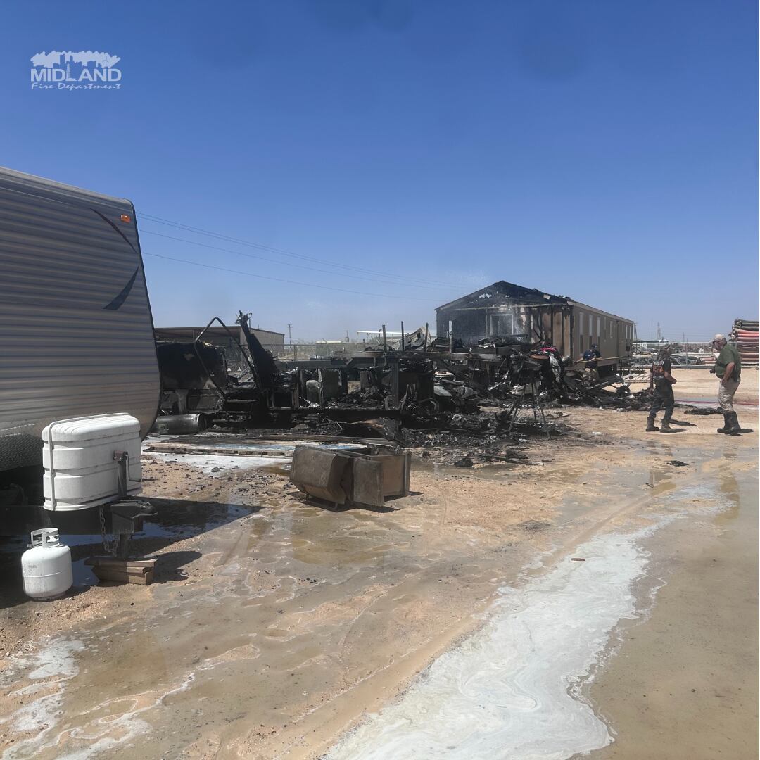 2 RV’S completely damaged after fire west of Midland
