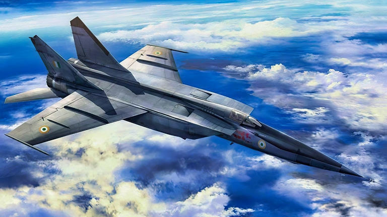 A Russian-Made MiG-25 Foxbat Shot Down a U.S. Fighter in Combat