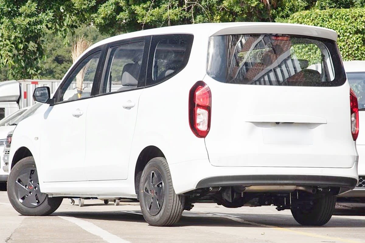 $9K Minivan With 1,000 km Range—China’s Latest EV Could Change Everything