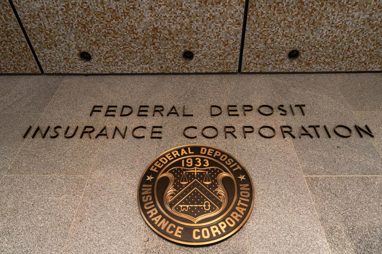 FDIC Hunts Extra 20% Staff Cut as DOGE Descends on Agency