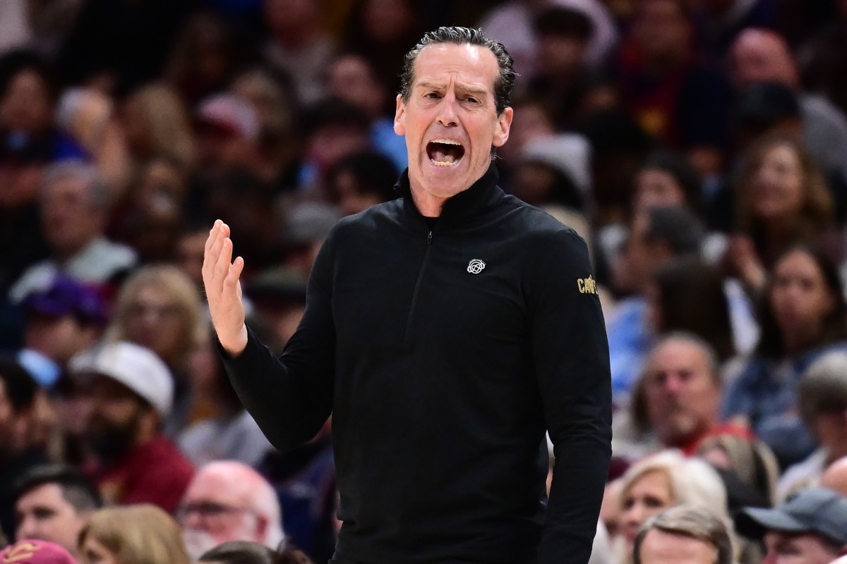 NBA Coach Had to Be Held Back After Heated Moment With Referee