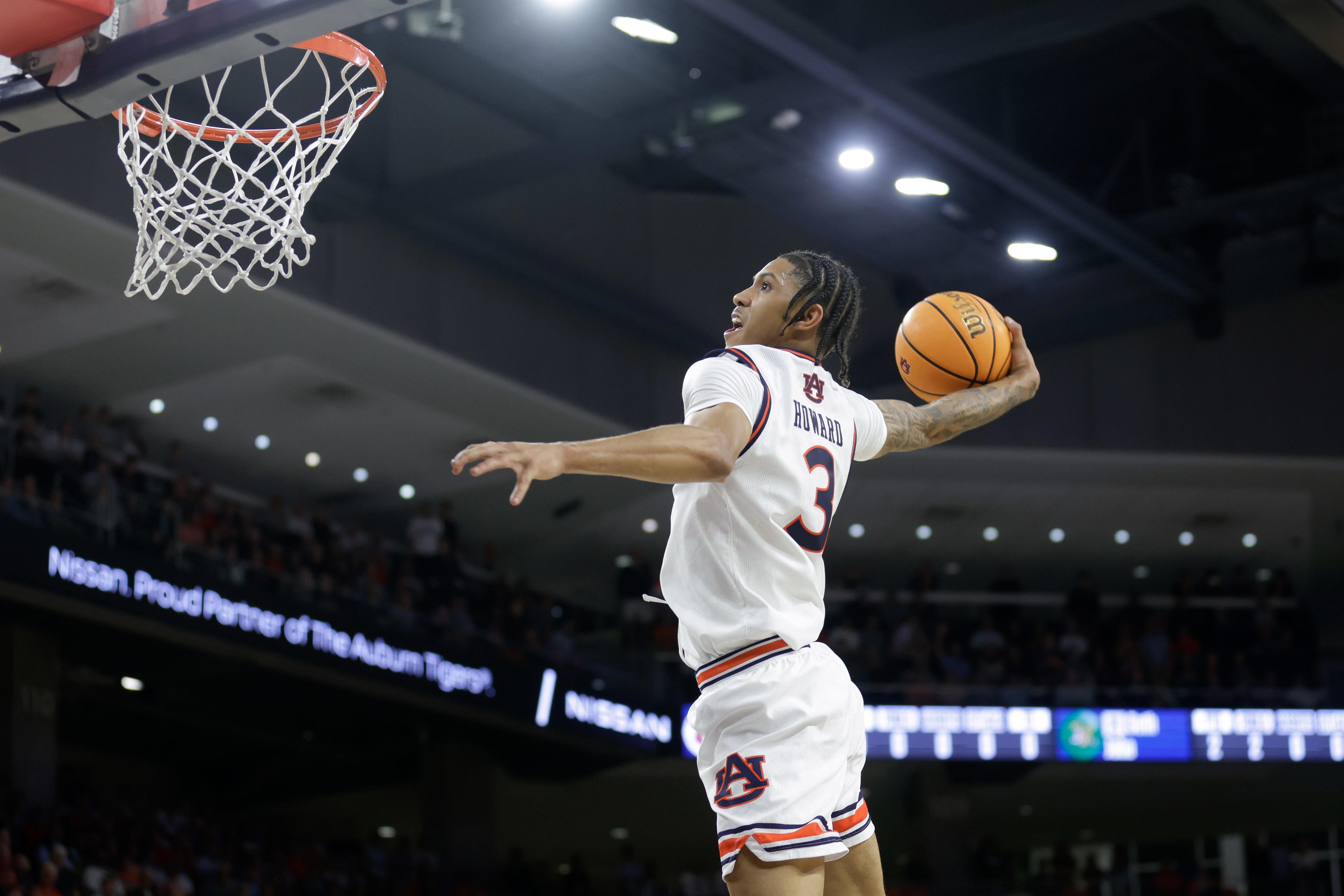 Auburn forward Jahki Howard enters transfer portal