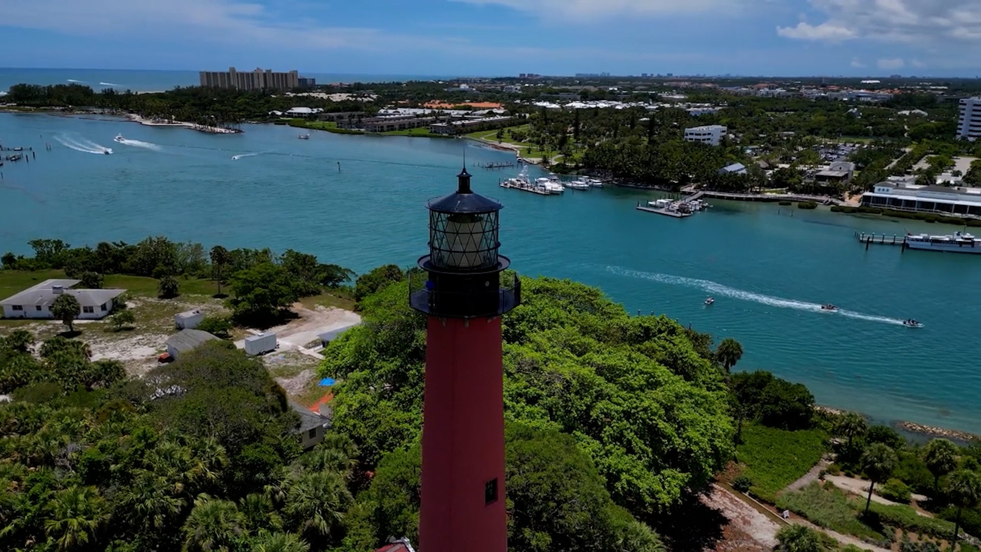 Experts Say These Beaches Have The Clearest Water In Florida