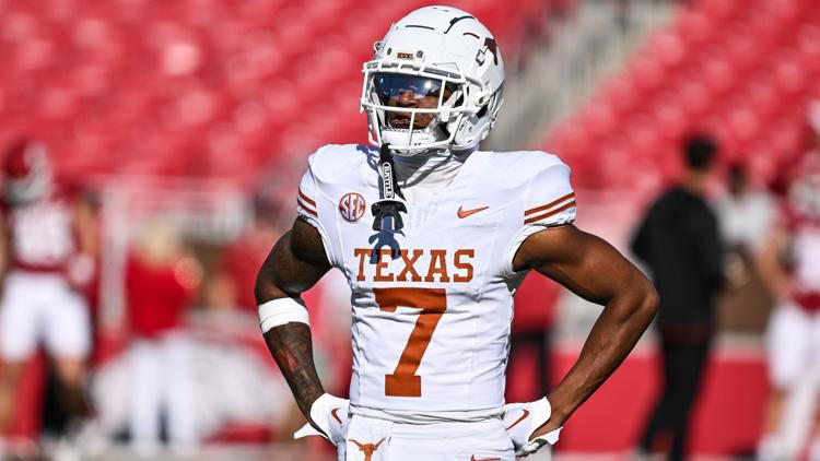 Former Texas WR Isaiah Bond turns himself in to Frisco PD for sexual ...