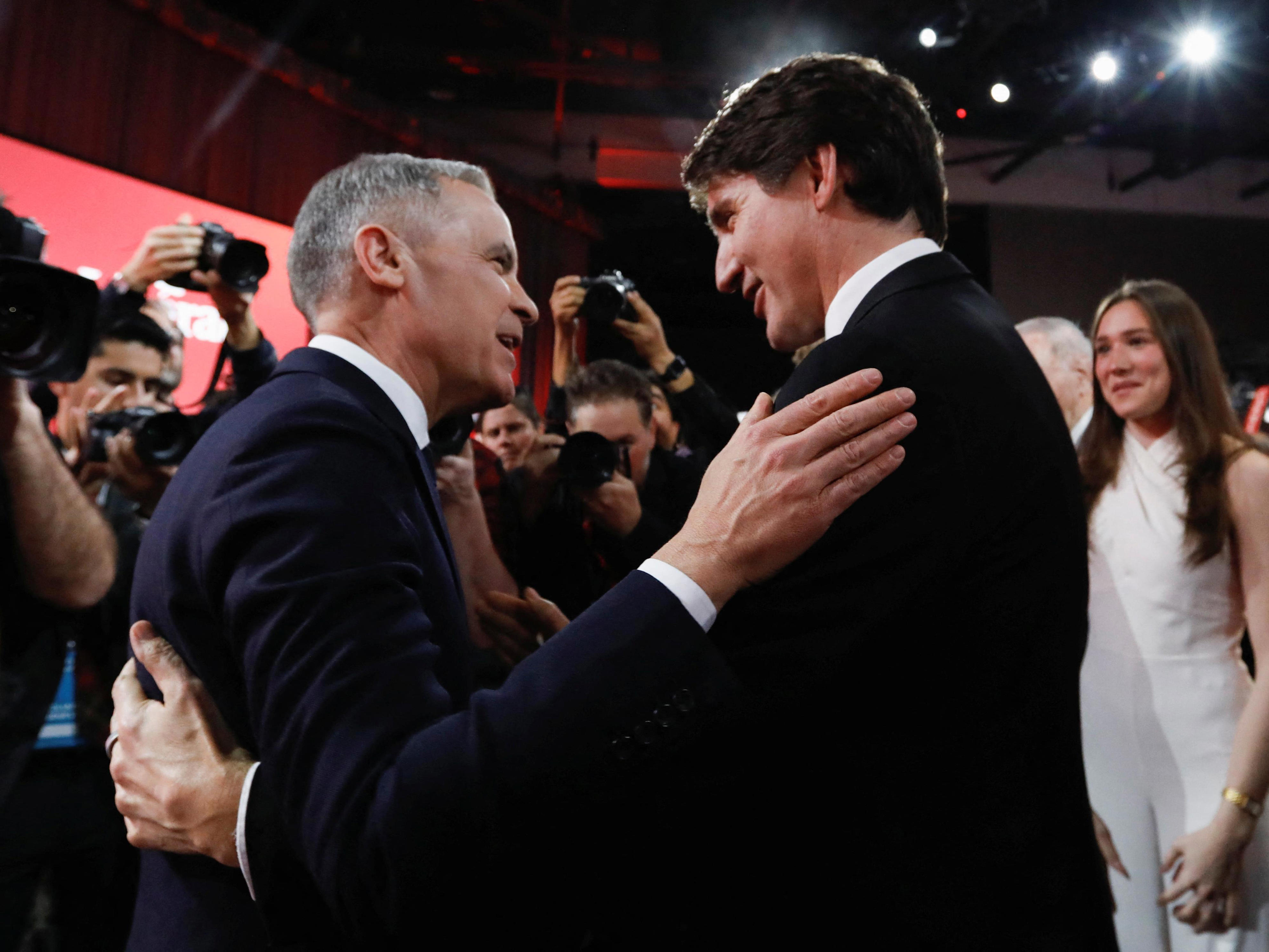 Mark Carney saura-t-il mieux séduire les Saskatchewanais que Justin Trudeau