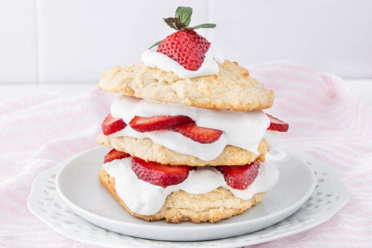 Easy Bisquick Strawberry Shortcake