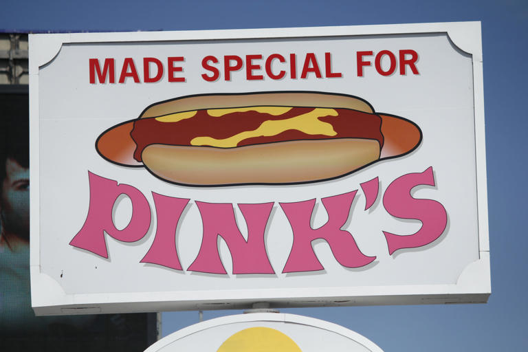 Pink's Hot Dogs to open new location at L.A. Zoo