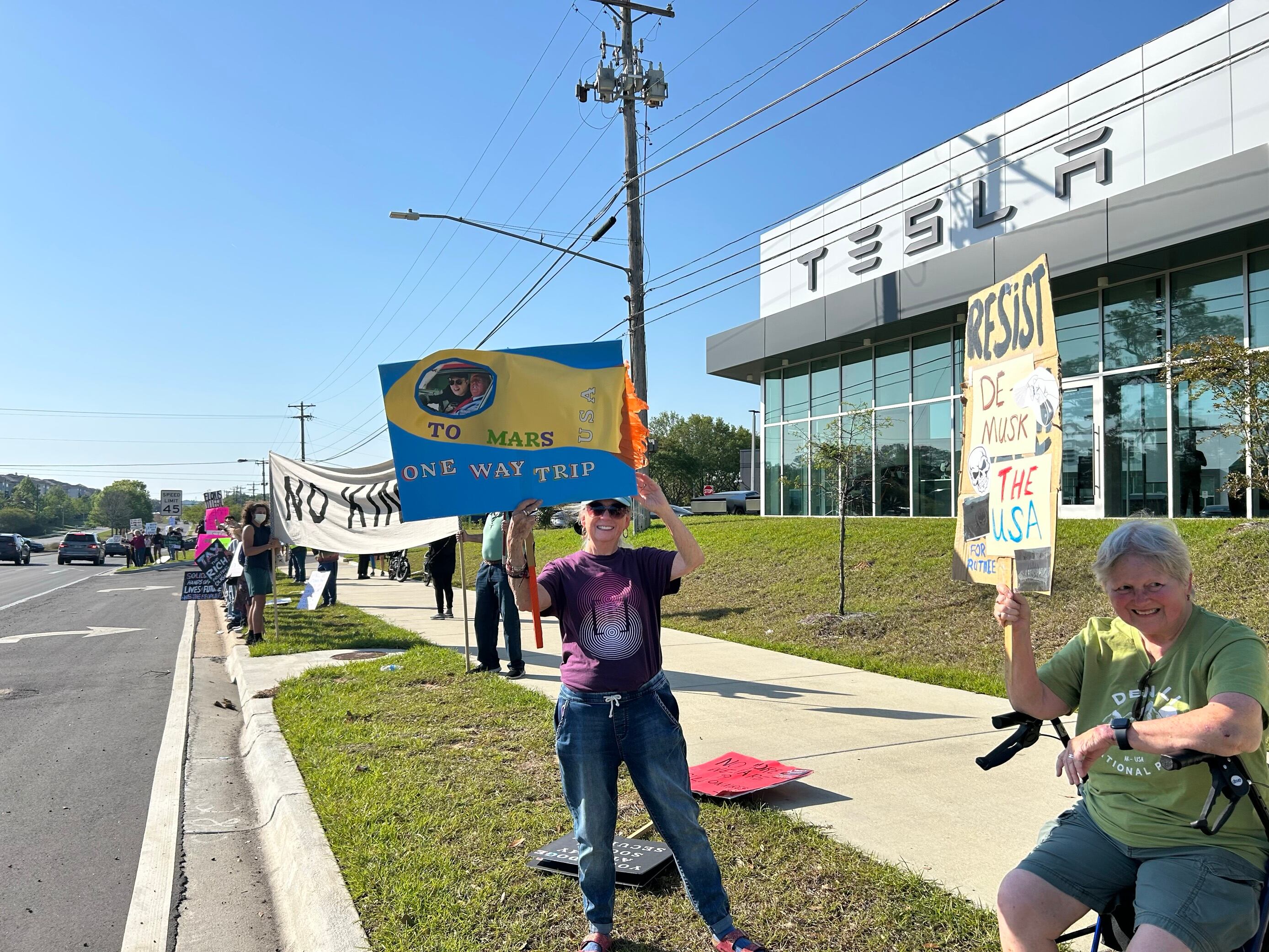 Tallahassee ‘Tesla Takedown’ protesters denounce Musk, Trump, DOGE cuts ...