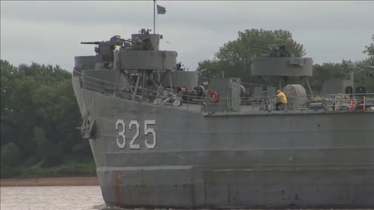 LST 325 reaching new heights on flooded Ohio River