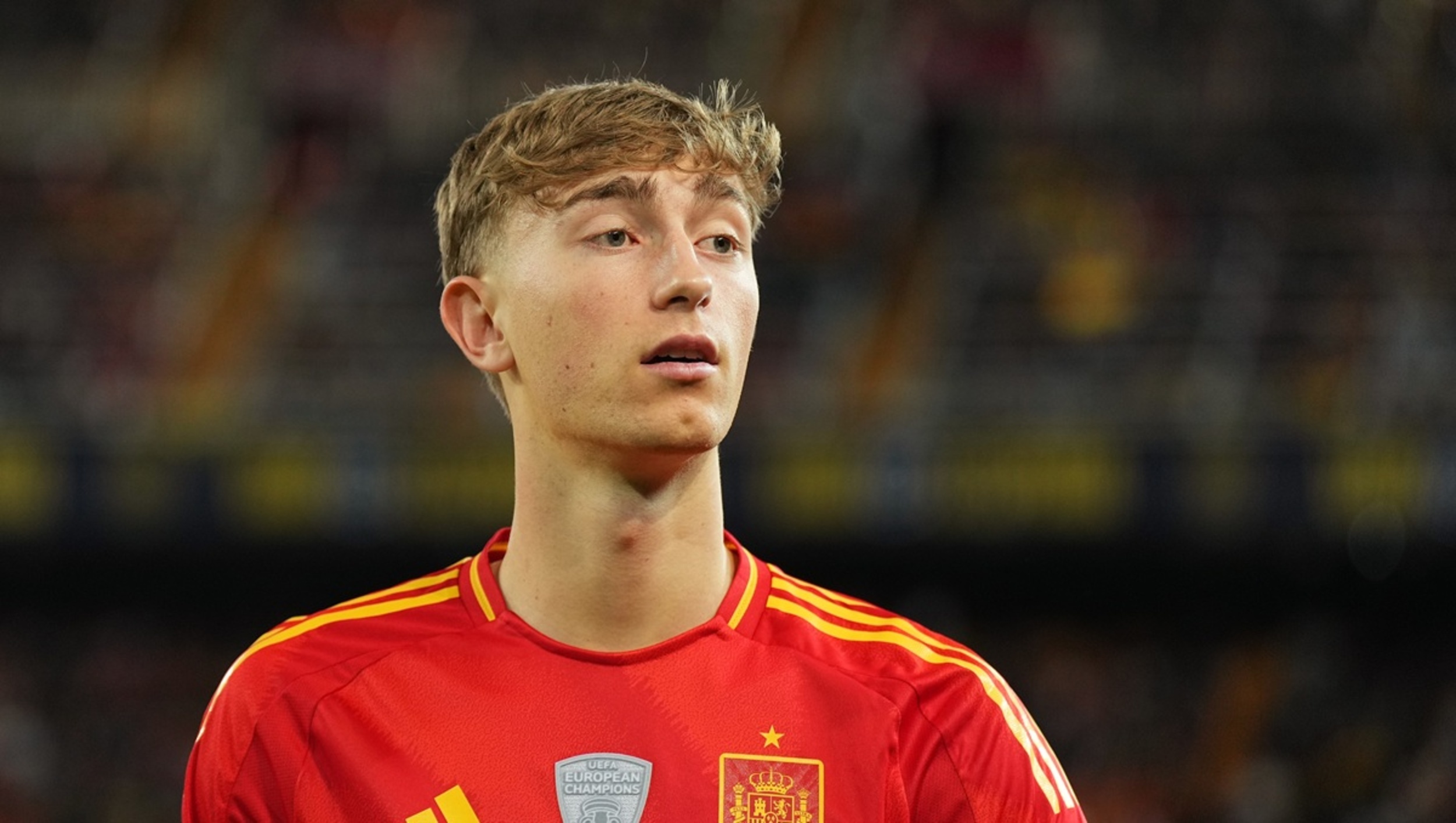 Chelsea edge Arsenal & Liverpool in battle to sign young Spanish defender