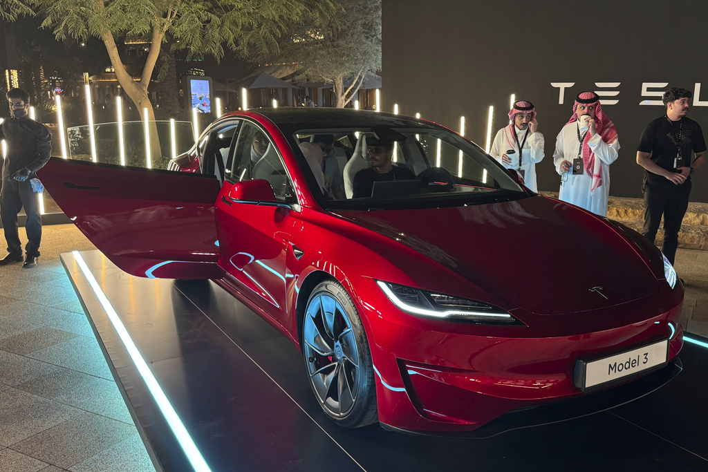 Tesla launches in Saudi Arabia with its first showroom and service ...