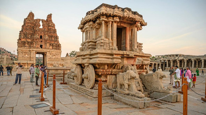 HAMPI, KARNATAKA– WHERE THE RUINS OF THE PAST MEET THE SPLENDOUR OF THE ...