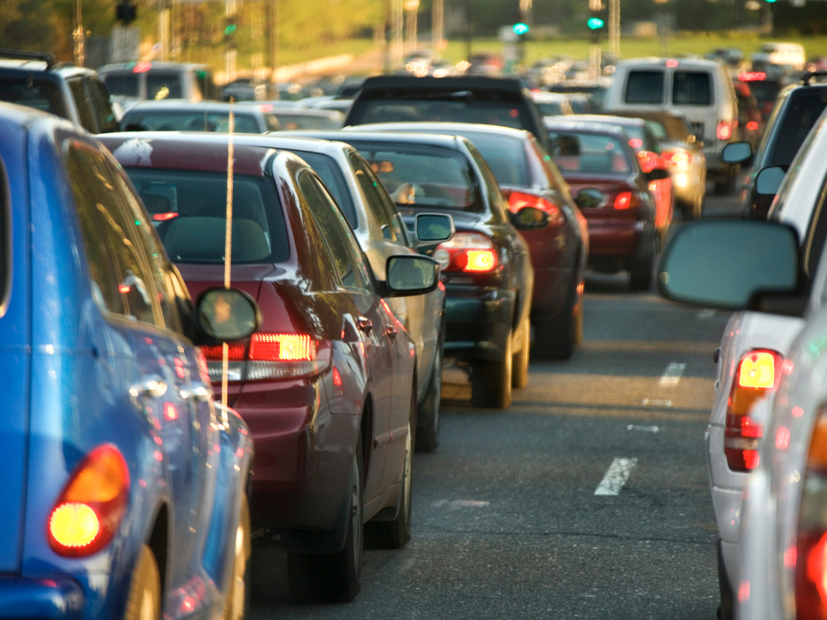 Long weekend woes: Mumbai-Pune Expressway jammed, Elphinstone Bridge ...