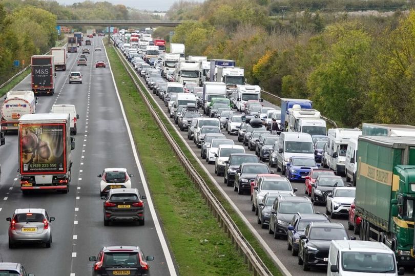 Drivers urged to immediately wind down windows after turning key in car