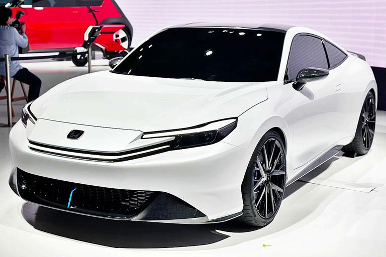 Hybrid Power, 90s Style: The New Honda Prelude Nails Both