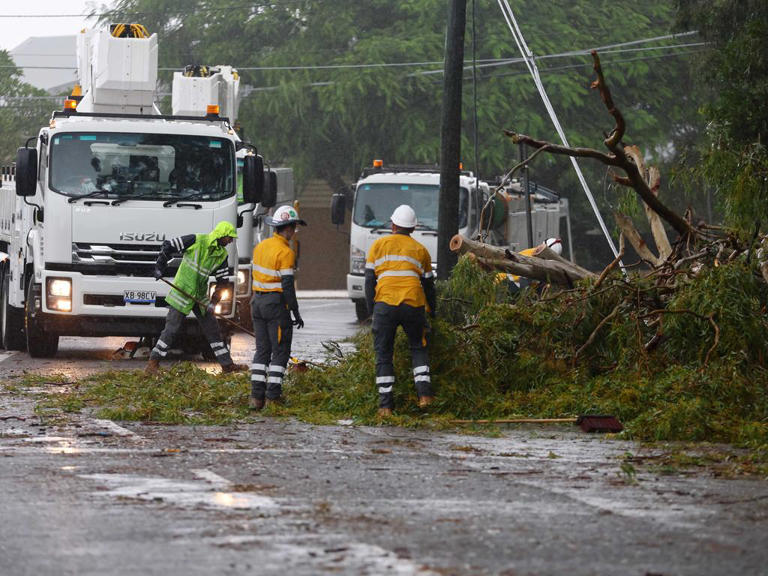 Warning as cyclone threat only ‘hours away’