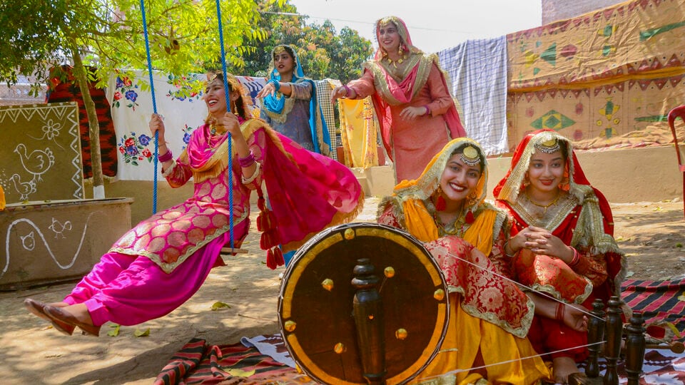 Happy Baisakhi 2025: Top 30+ wishes, images, messages, WhatsApp and ...