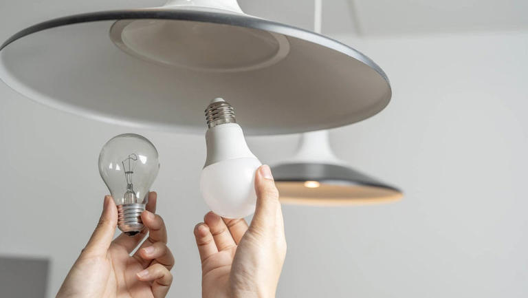 Komponen serta Cara Kerja Lampu LED, Pijar, Neon, & Fluorescent