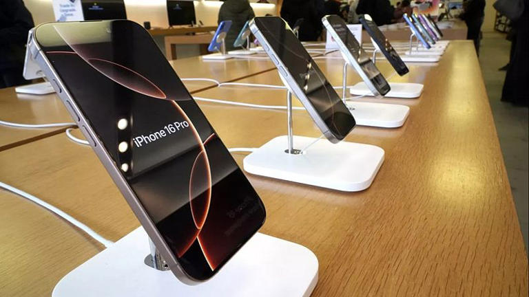 How Apple is airlifting tonnes of iPhones to avoid Trump's tariffs