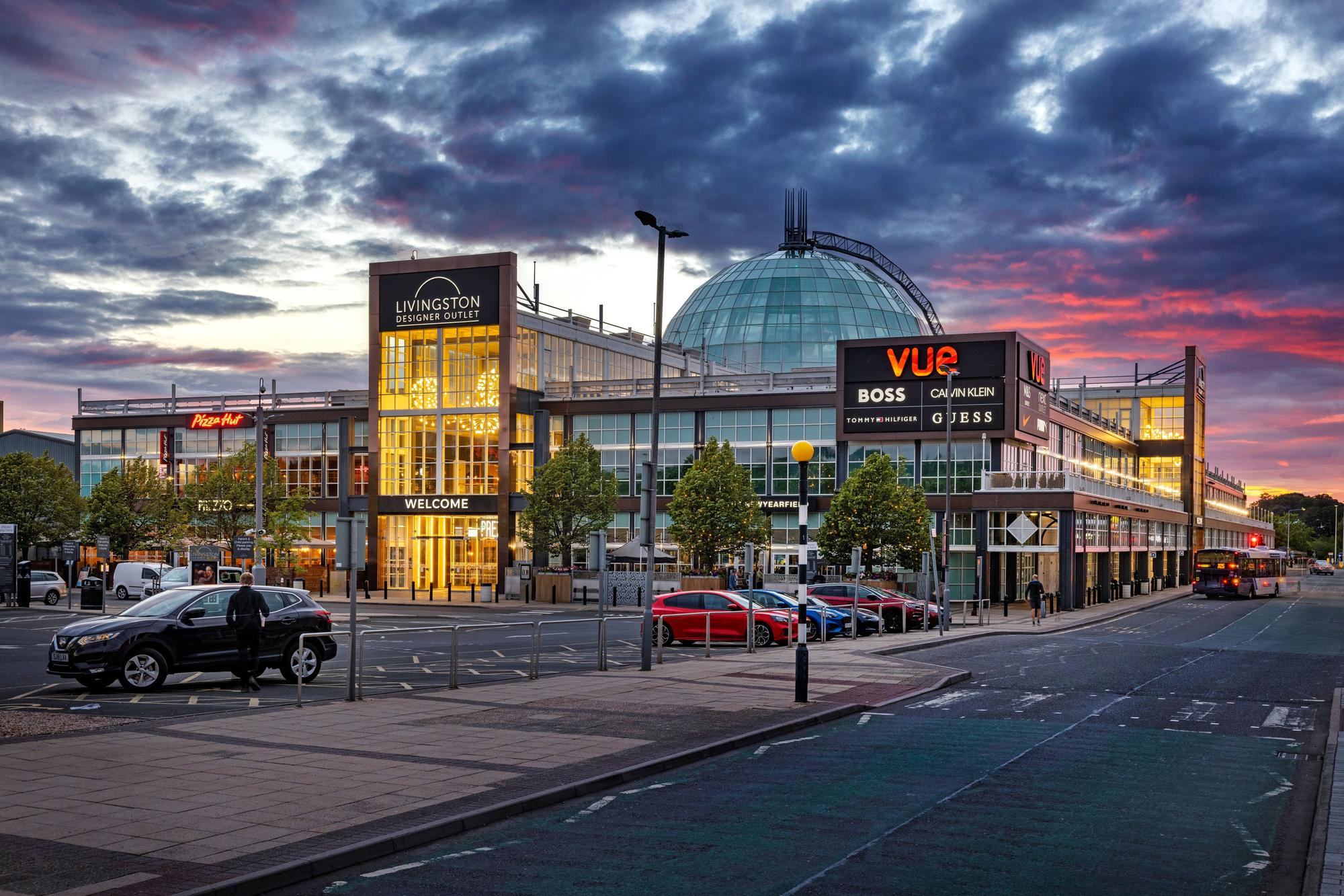 Local schools join Livingston Designer Outlet’s Tree Buddy programme