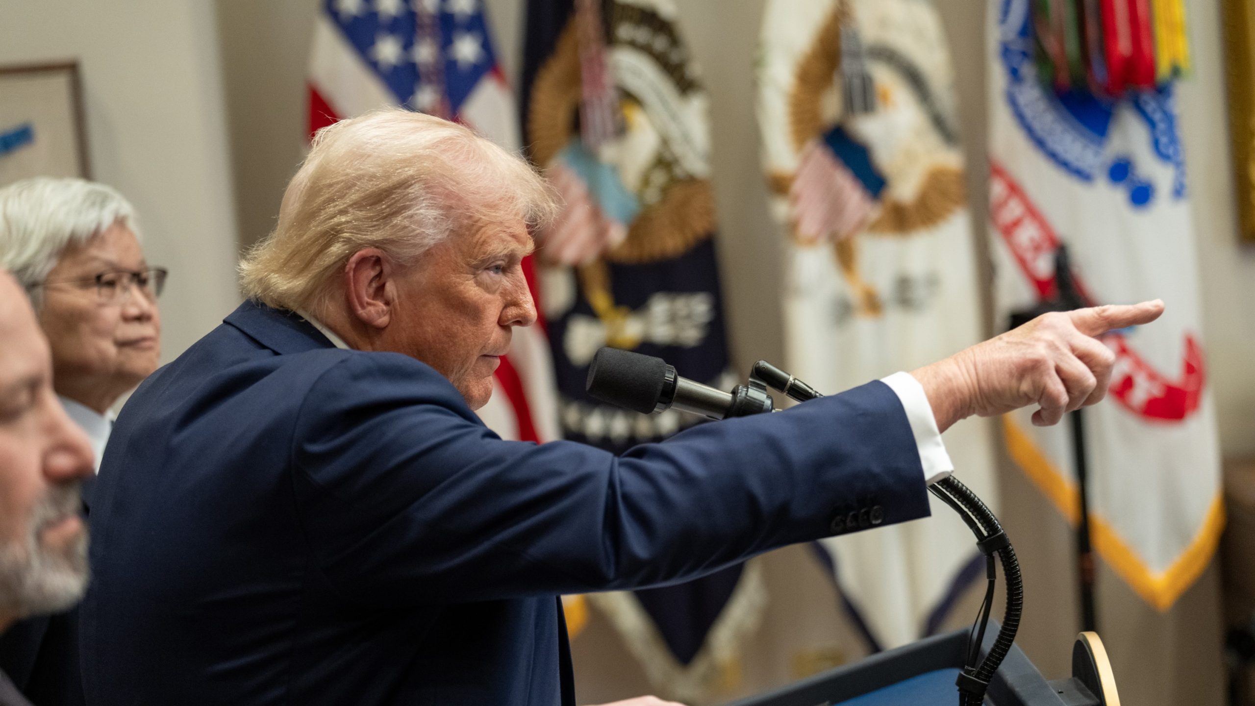 Trump’s Final Warning to Putin: Kremlin Has Weeks to Stop War or Pay ...