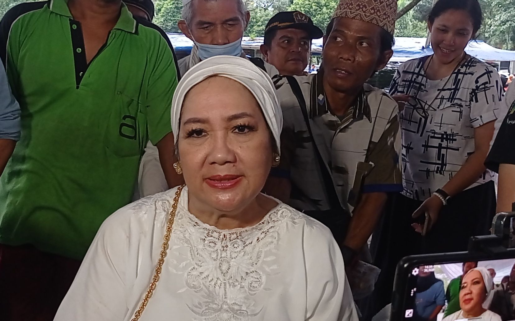 Titiek Puspa Rela Dua Putrinya Tidur di Sofa Demi ‘Tampung’ Ida Royani ...