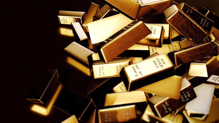 If You Invested $1K in Gold 10 Years Ago, How Much Would You Have Today?