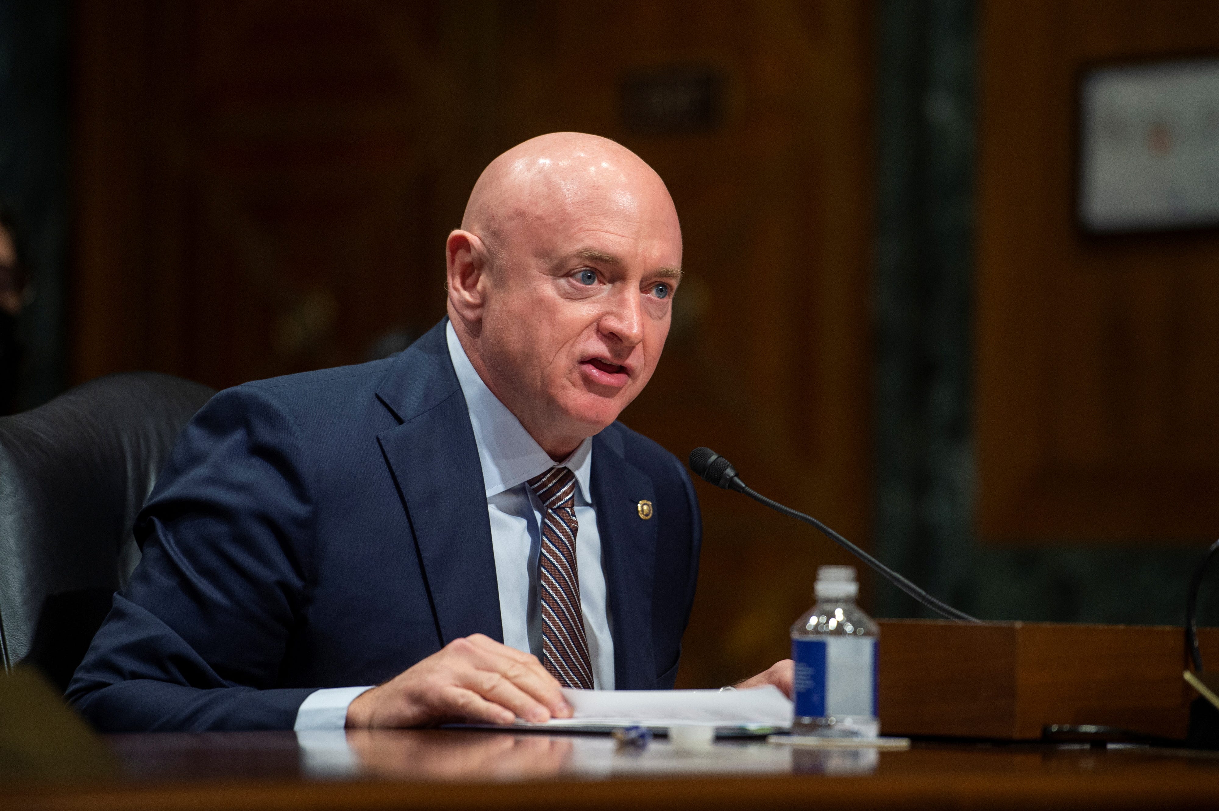 Sen. Mark Kelly aims to ease licensing for school bus drivers to ...