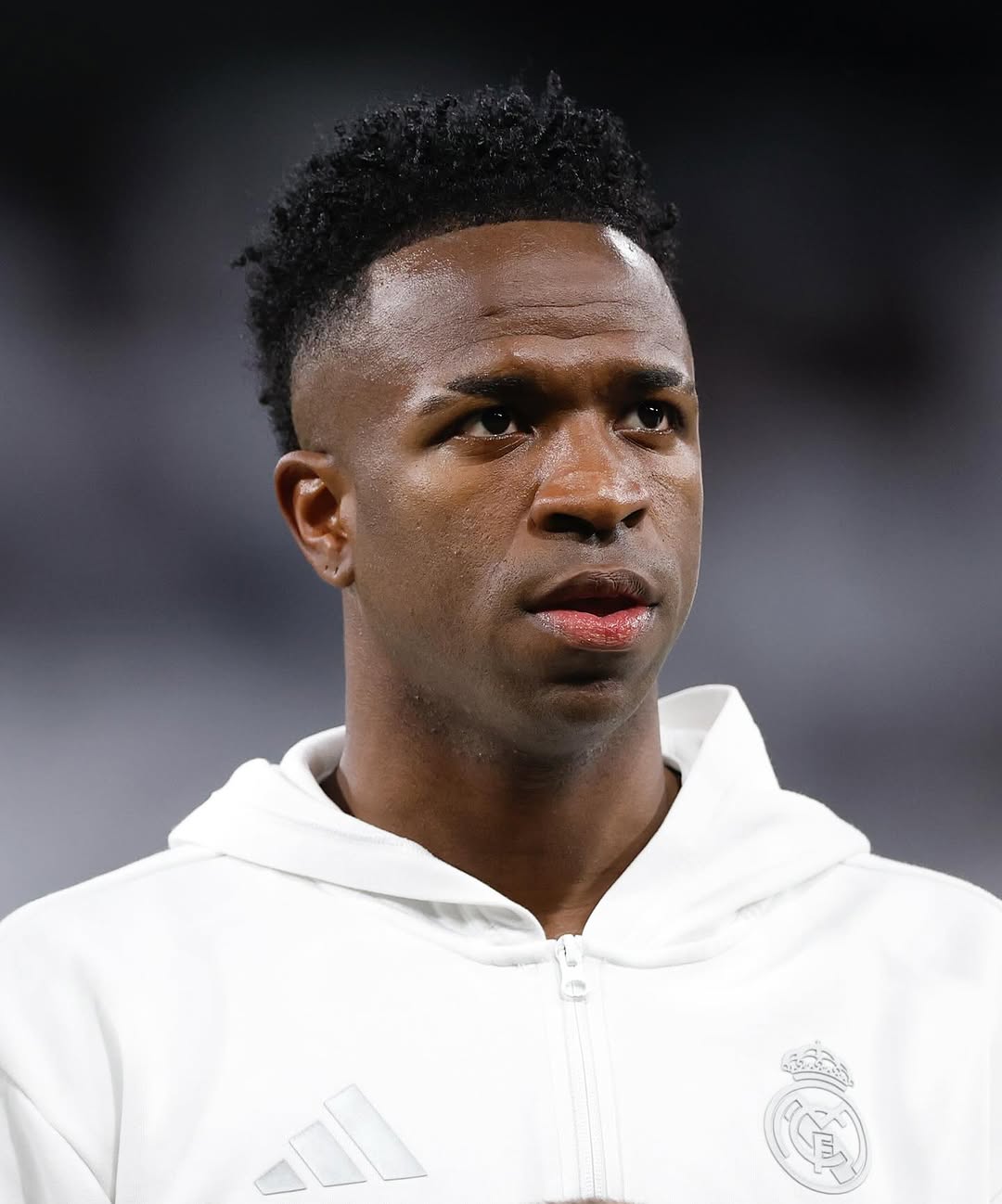 Vini Jr. recebe oferta de R$ 6,45 bilhões e toma decisão sobre saída do ...